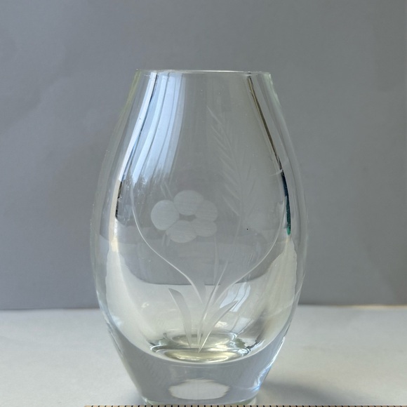 Vintage | Accents | Clear Miniature Thick Glass Bud Vase Etched Flower ...